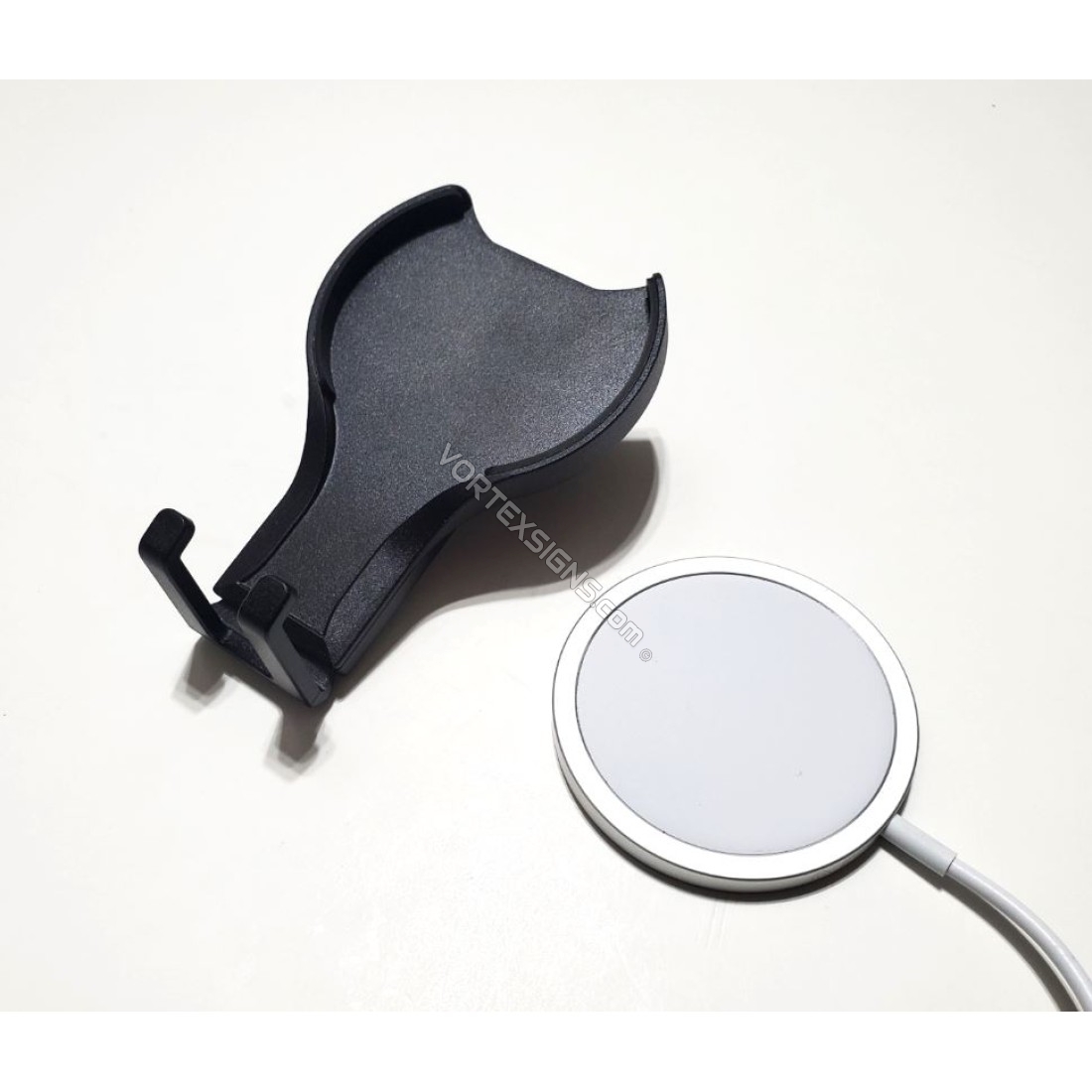 iphone magsafe phone mount for Mercedes GLE GLC GLS